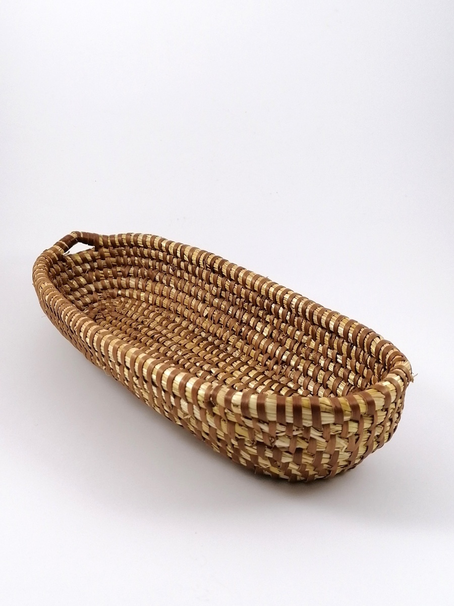 Straw bonnet - oblong-shaped, with a small ear - ÚĽUV